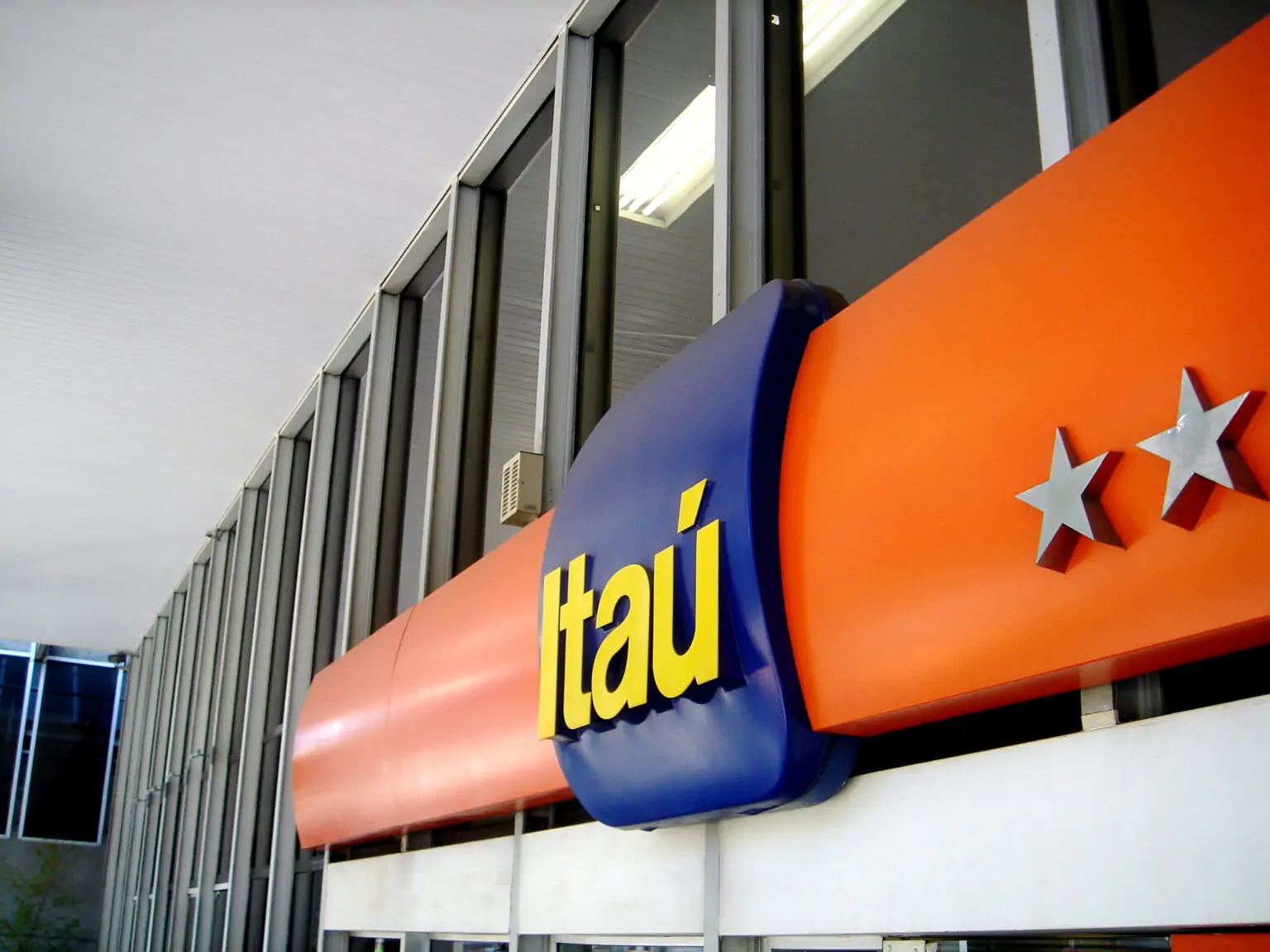 Itaú se torna a marca mais valiosa do Brasil pela primeira vez - Anota ...