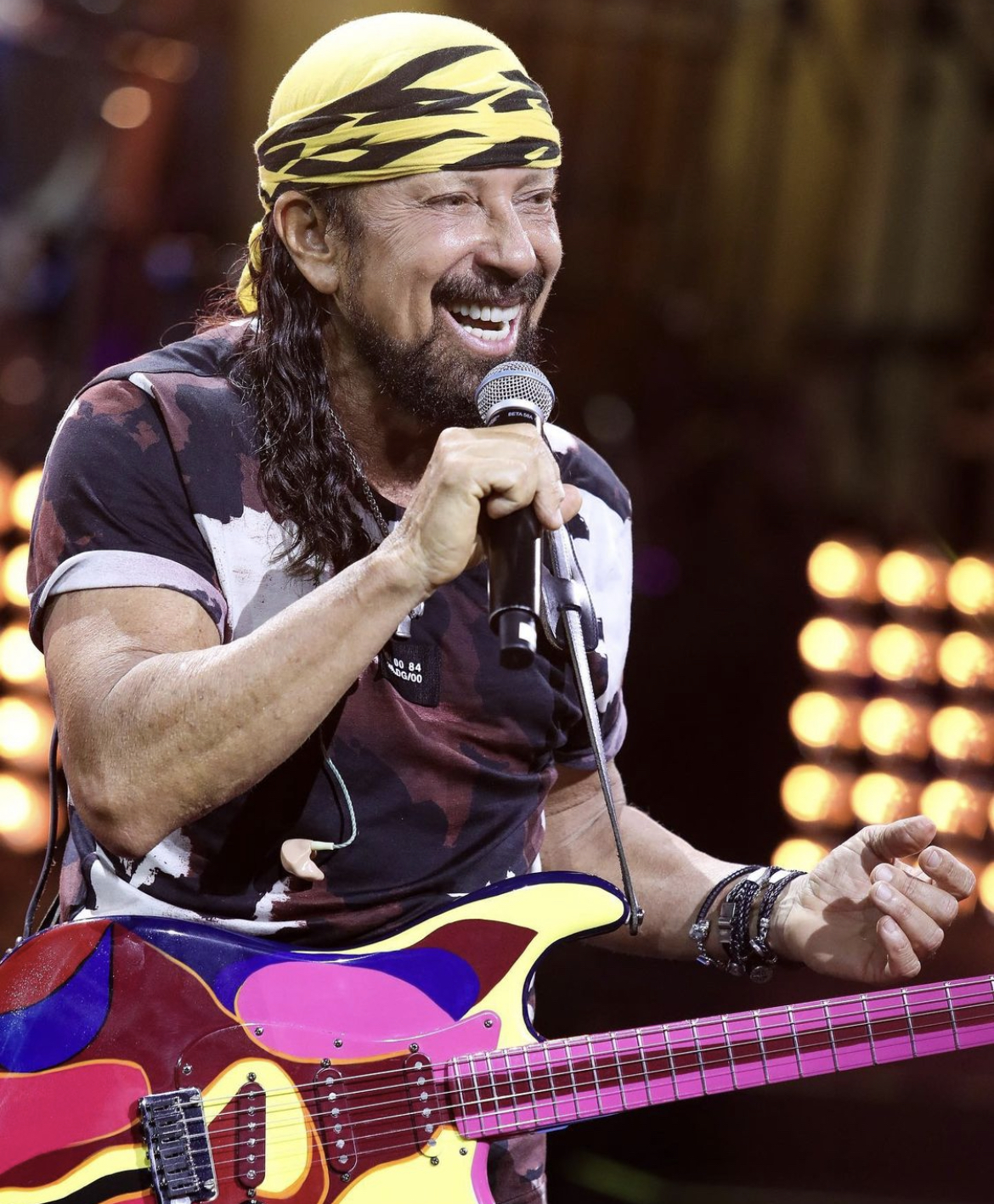 Bell Marques irá se apresentar no Réveillon Celebration 2022, em Maceió ...