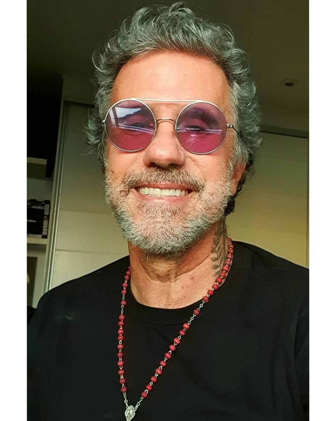 Em show intimista, Tuca Fernandes se apresentará em Salvador. Confira ...