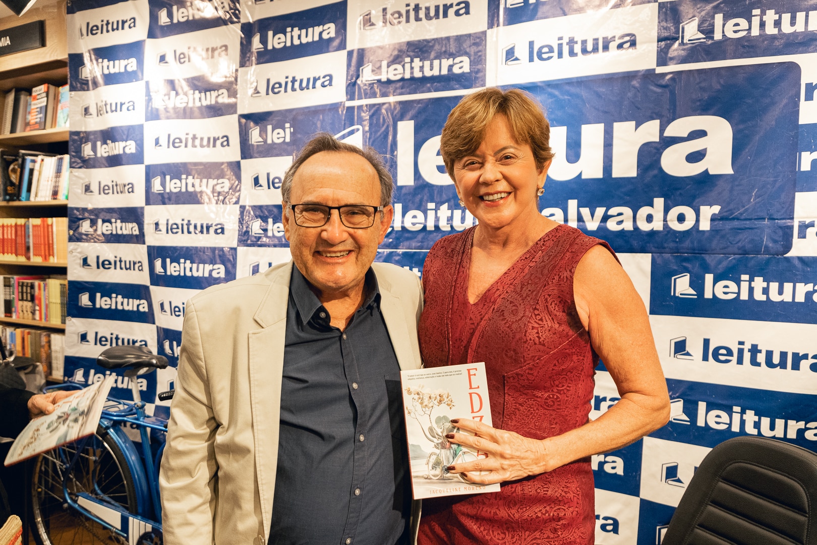 Fotos: Edza Brasil lançou livro que narra sua trajetória de vida na ...