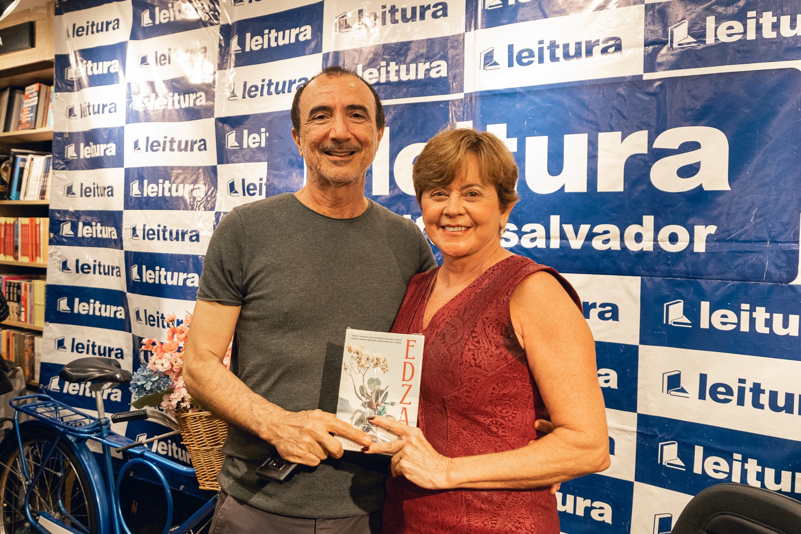 Fotos: Edza Brasil lançou livro que narra sua trajetória de vida na ...