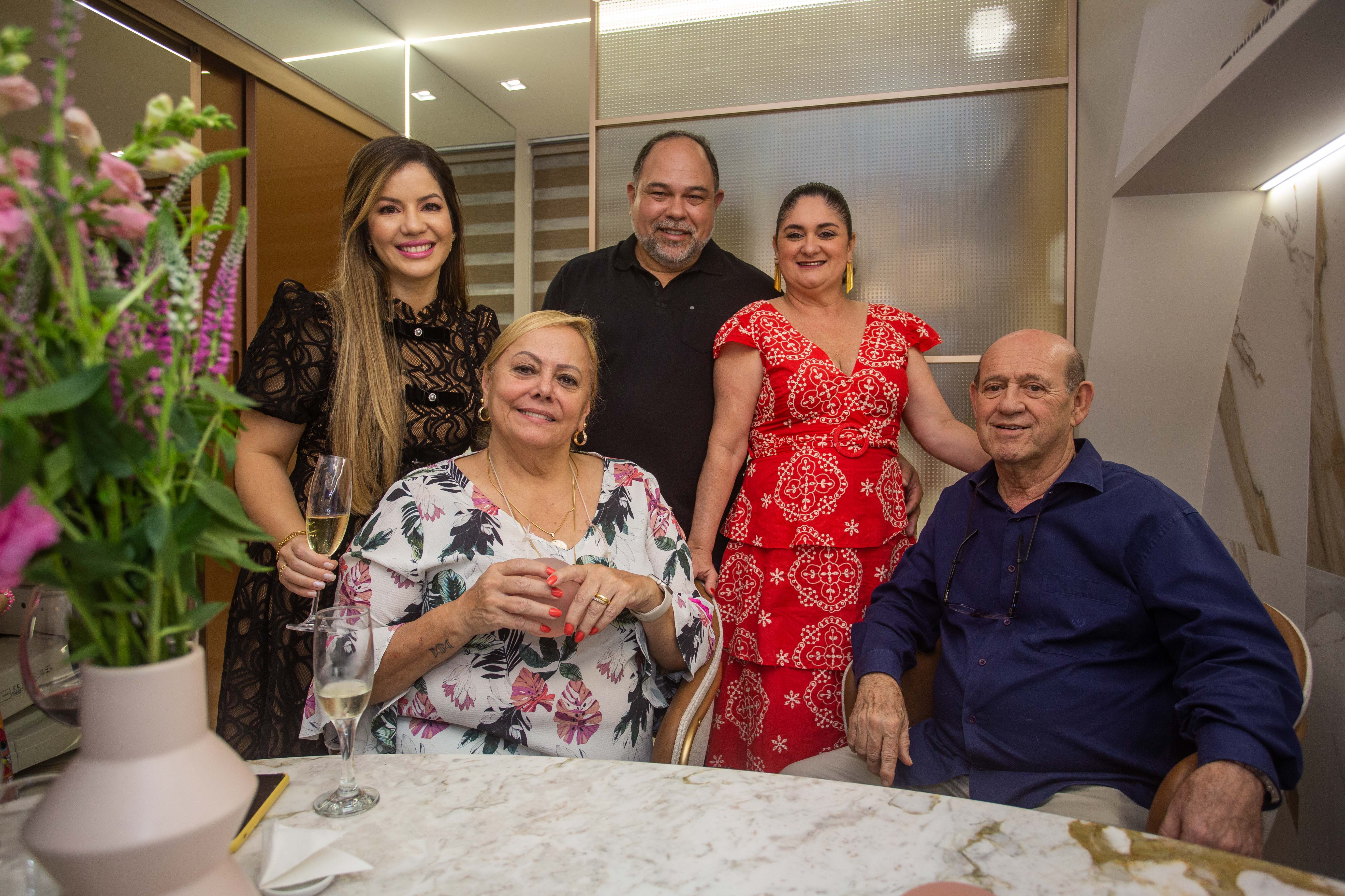 Fotos: Inauguração da Clínica Dra. Violeta Gebrim movimentou o Edf ...