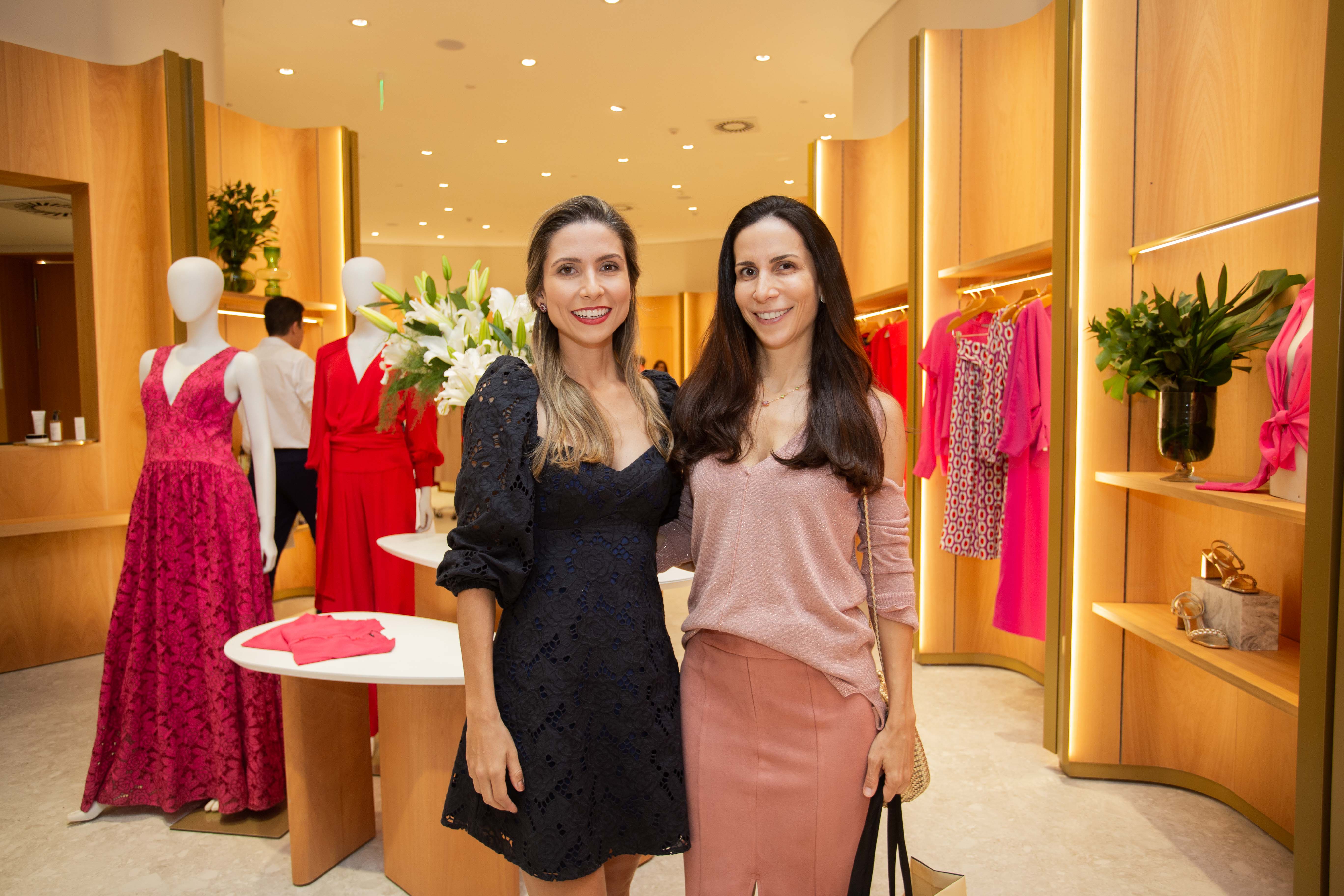 Le Lis reinaugurou loja no Salvador Shopping reunindo convidadas