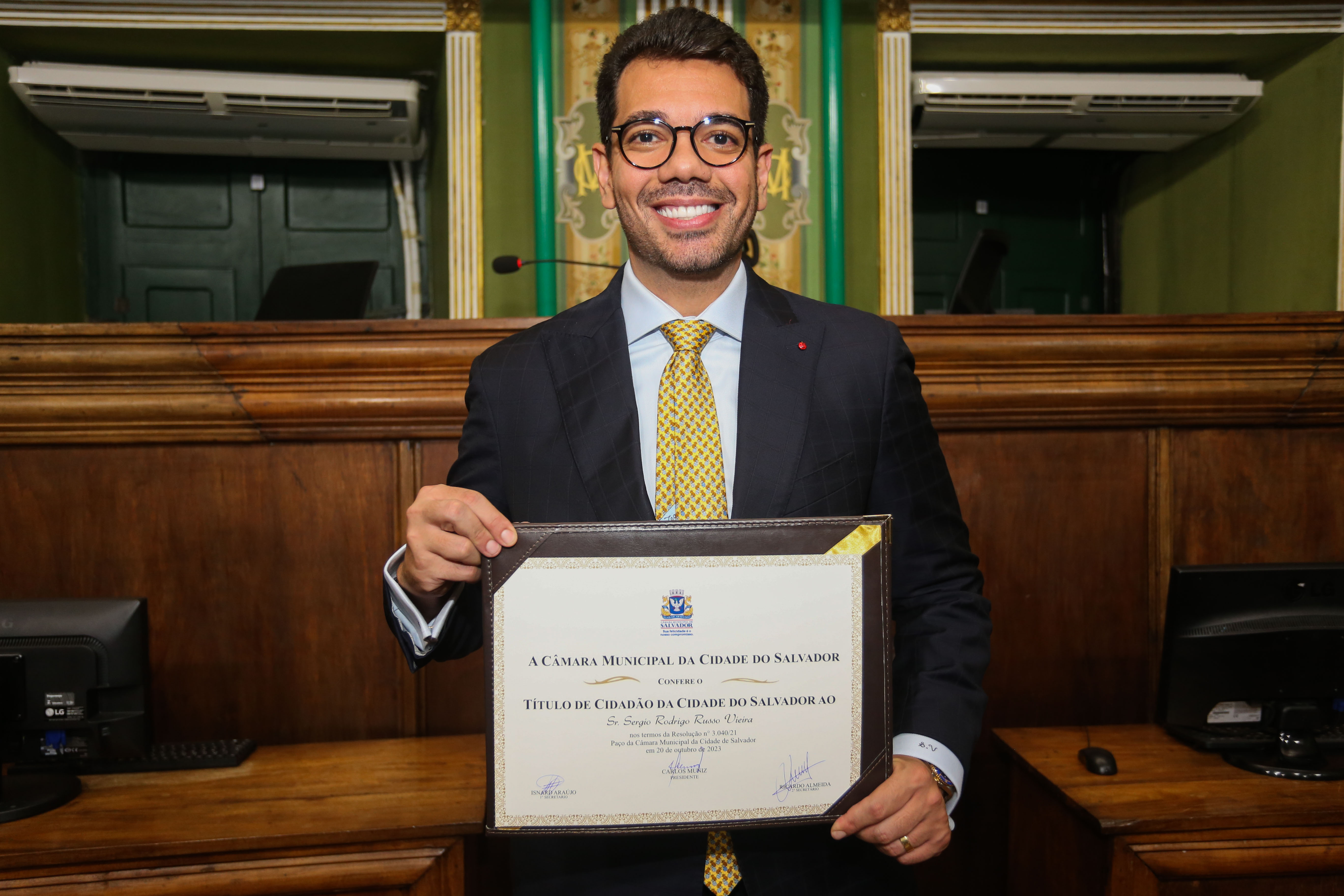 Sergio Vieira recebeu o Título de Cidadão de Salvador na Câmara