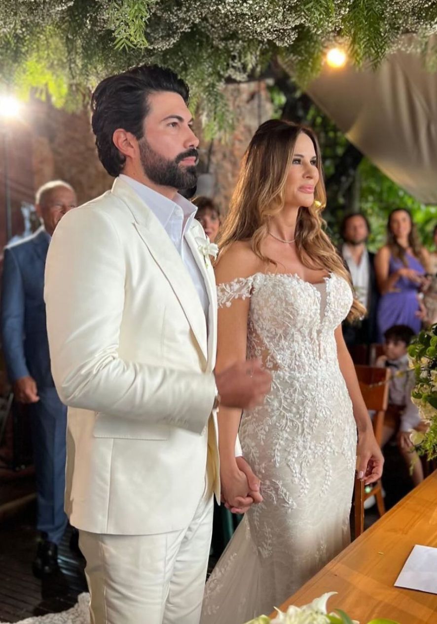 Thais Cerqueira e Bruno Silvestre se casam em Salvador - Anota Bahia