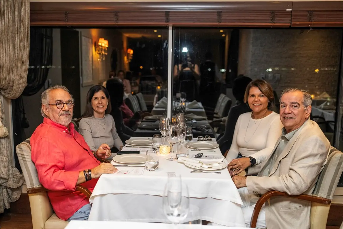 Fotos - Celebração do Chez Bernard recebe convidados para jantar especial