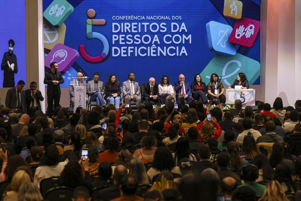 Governo cria sistema para emissão de carteira nacional da pessoa com ...