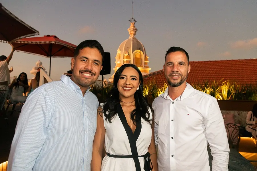Fotos - SUJvidros e Casas Conceito receberam convidados para sunset