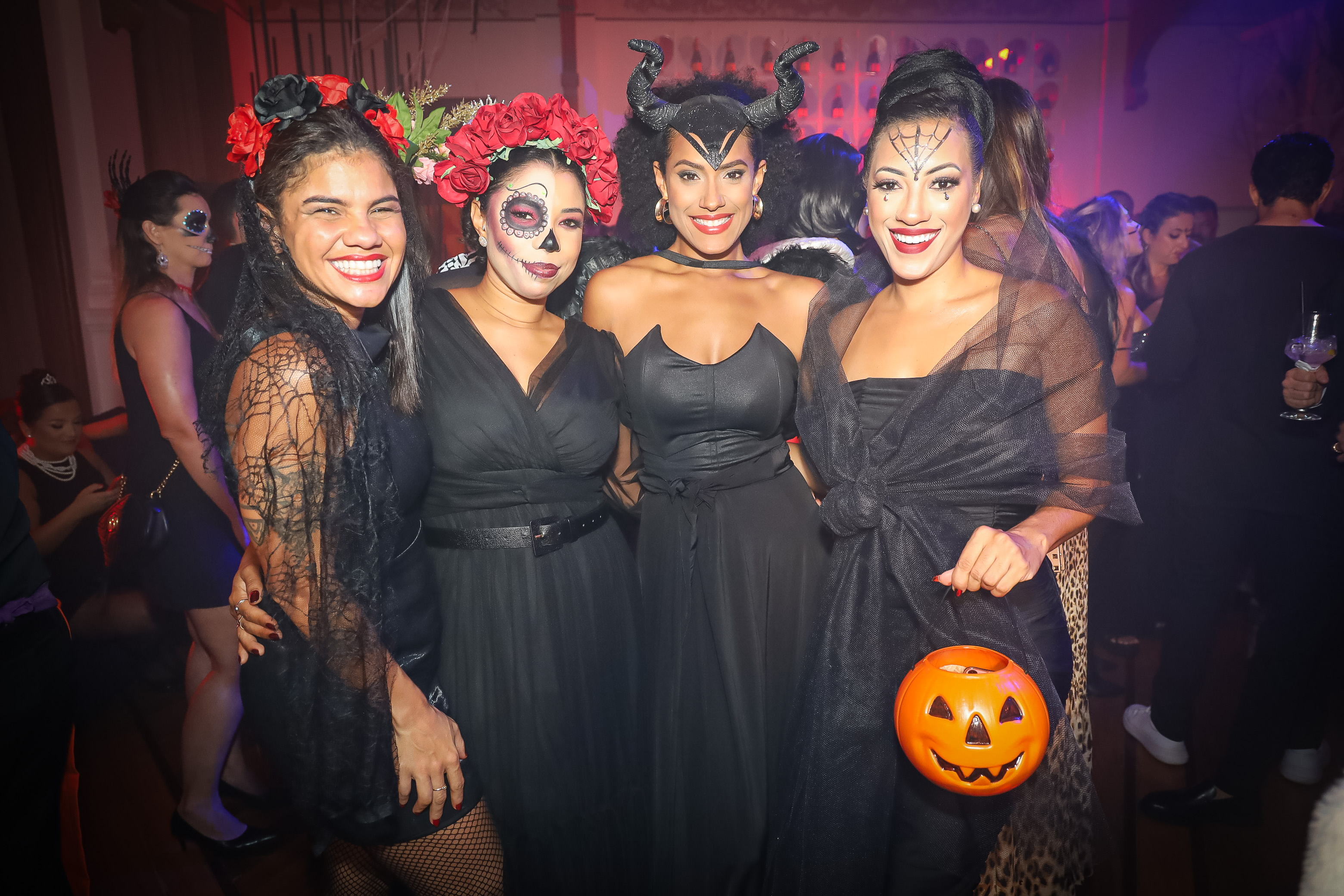 Fotos - Casas Conceito 2024 se despede com festa de Halloween