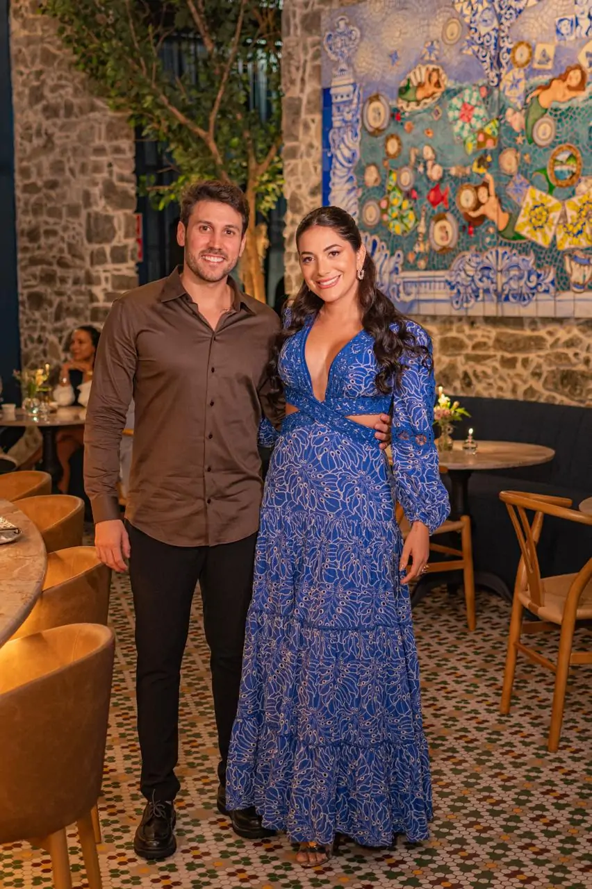 Fotos - Inauguração do Preta Tira Chapéu reúne personalidades em Salvador