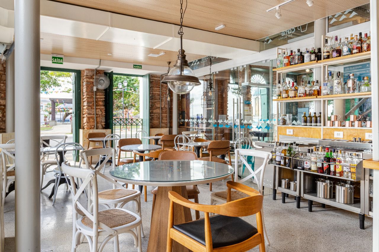 Yolo Coffee promove imersão com degustação de cafés e drinks