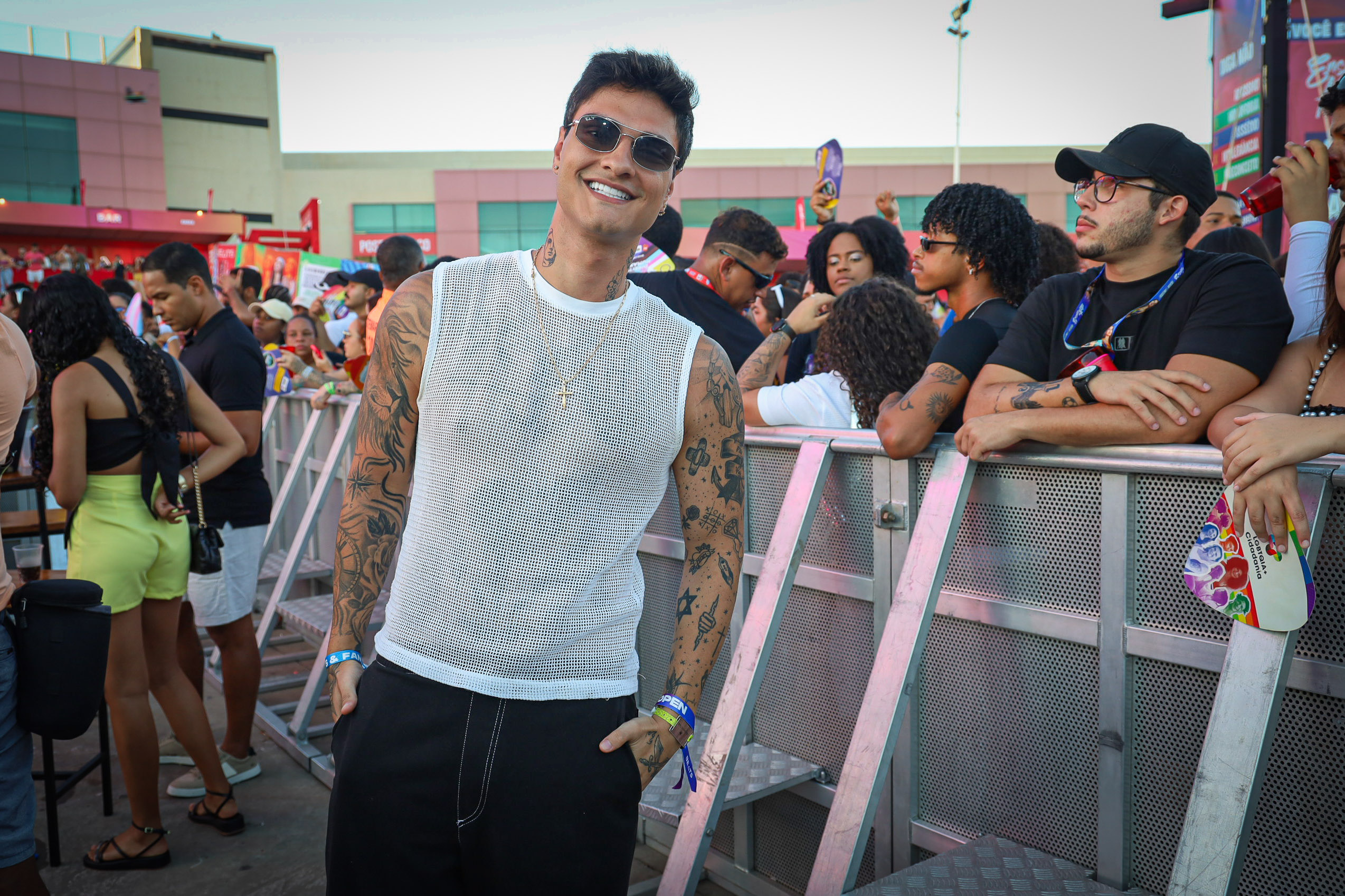 Fotos - Ensaios da Anitta reuniu artistas convidados em Salvador ...