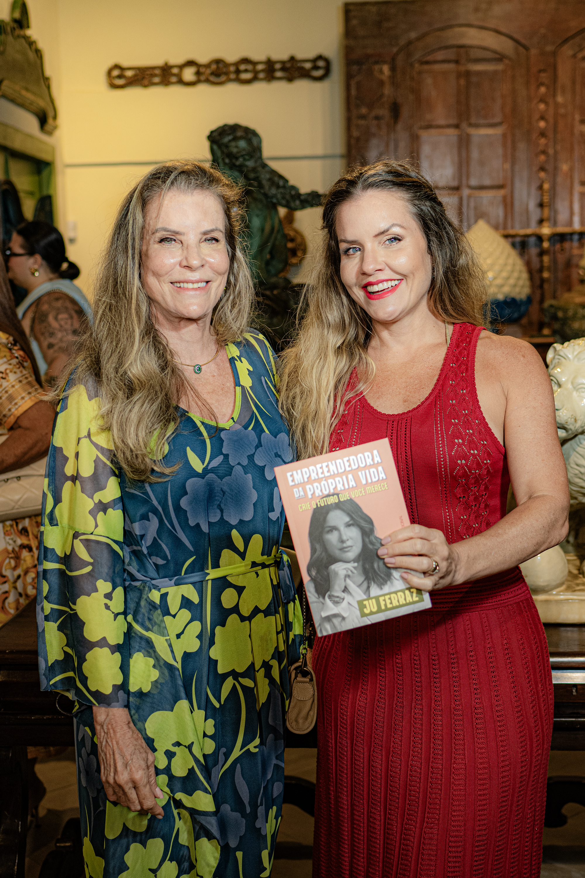 Fotos - Ju Ferraz lançou o livro "Empreendedora da Própria Vida"