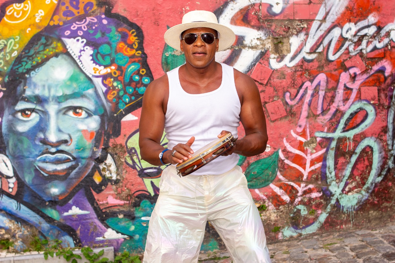 Com samba-reggae, Wilson Café vai homenagear o Axé e o Ilê