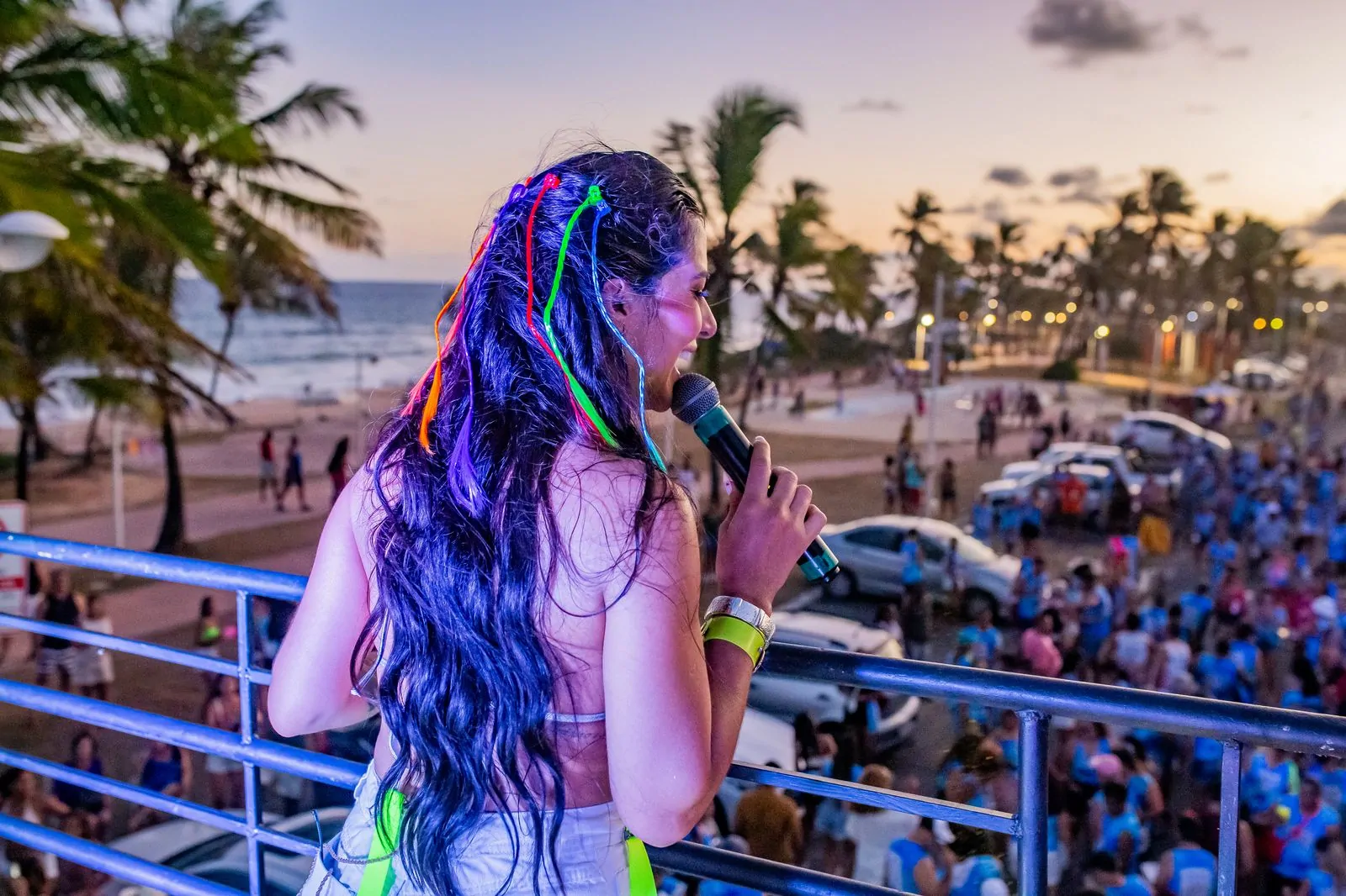 Larissa Marques estreia no Carnaval 2025 nas ruas de Stella Maris