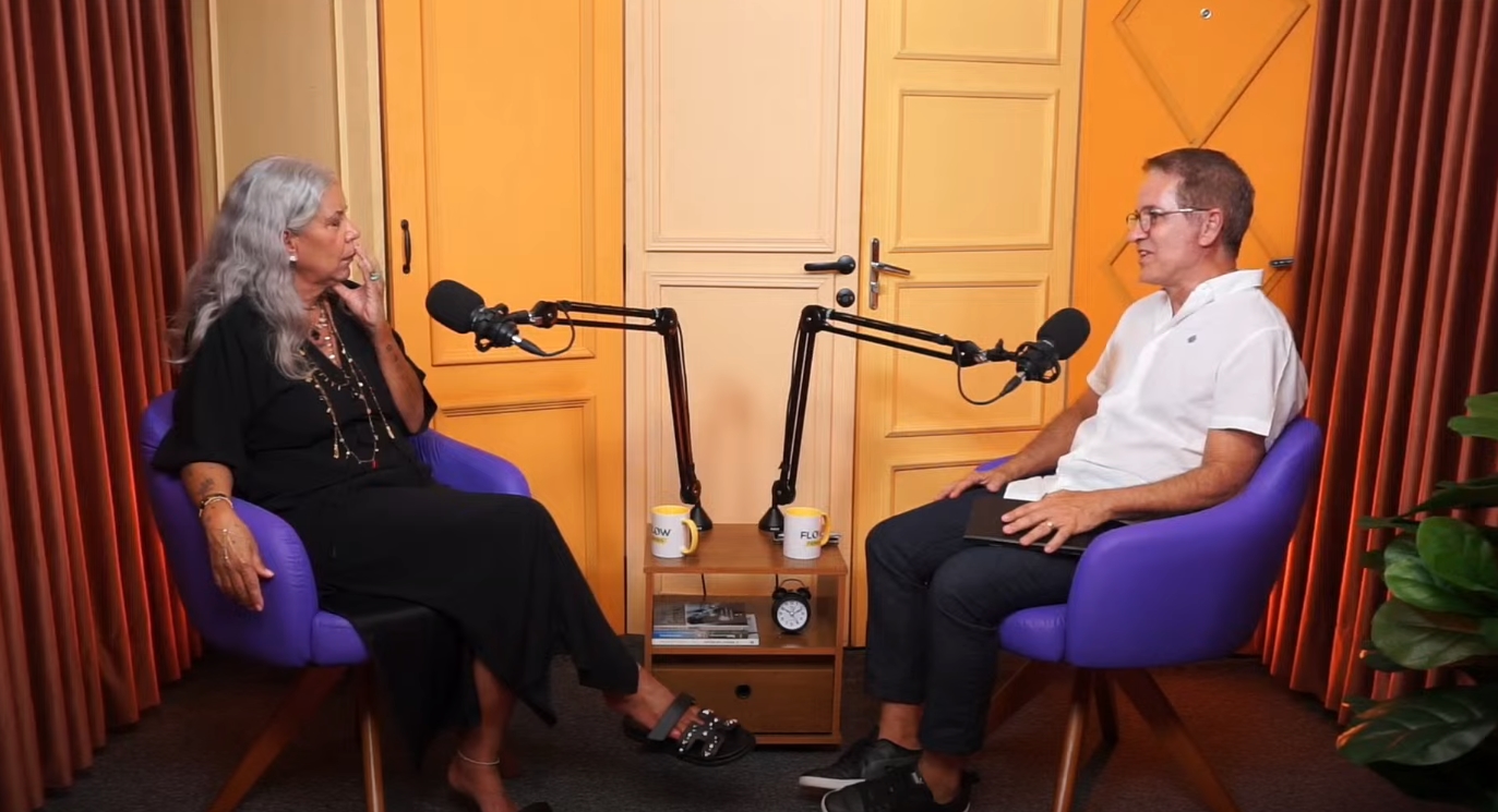 "Fiquei chateada", revela Astrid sobre saída do Saia Justa