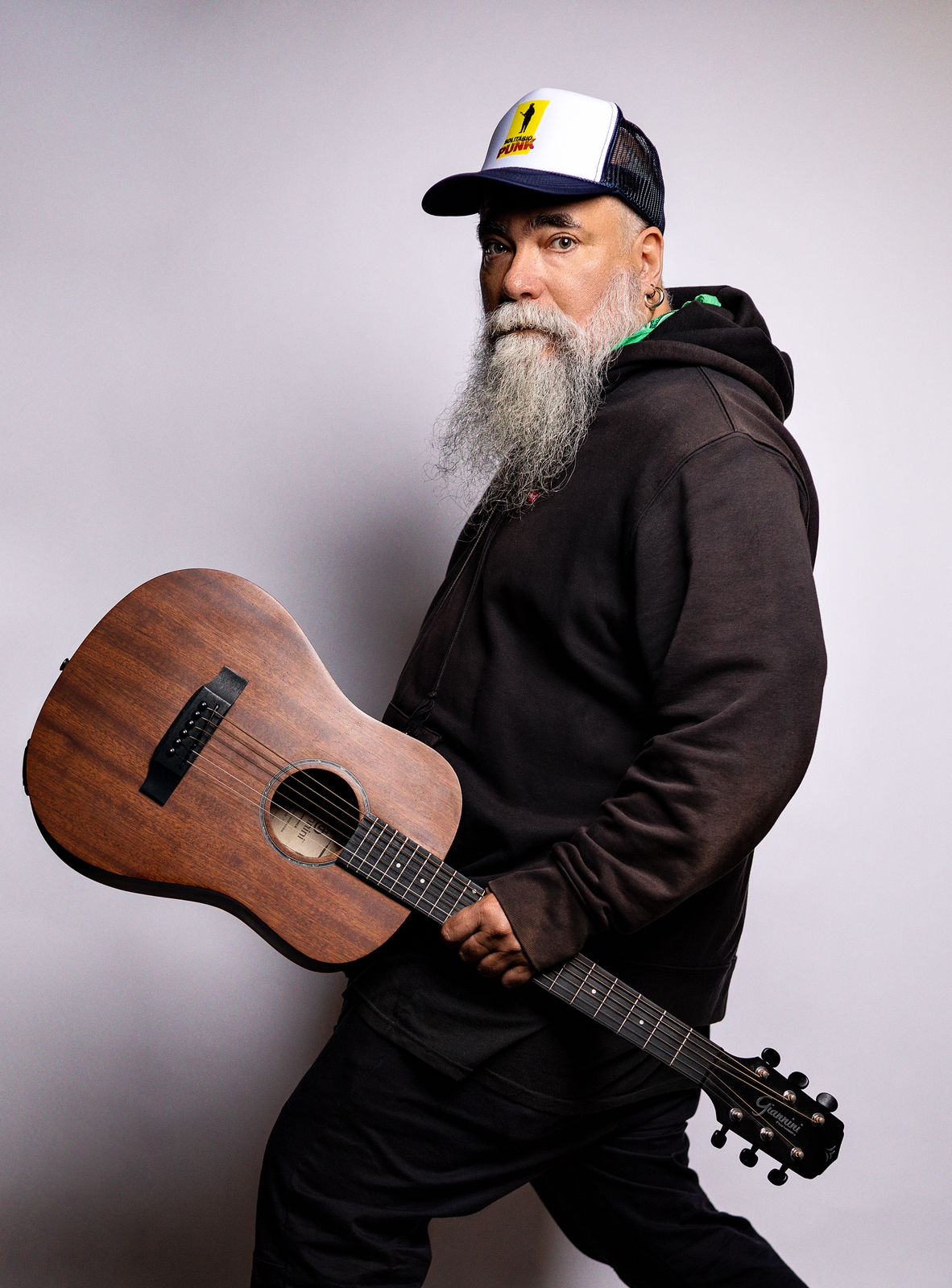 Márcio Mello anuncia nova temporada do "Punk Acústico"