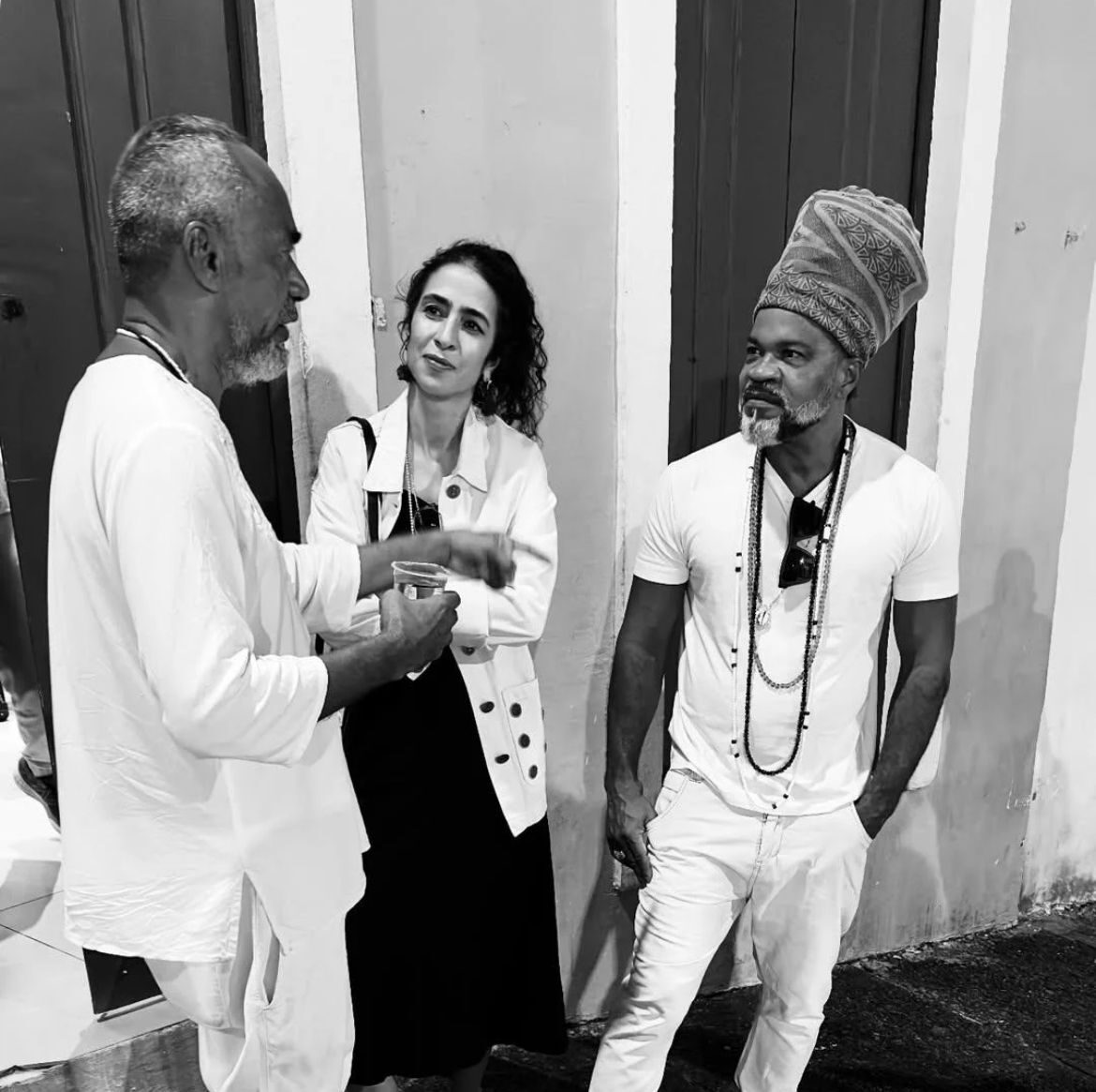 Em Salvador para show na Concha, Marisa Monte visita Pelourinho