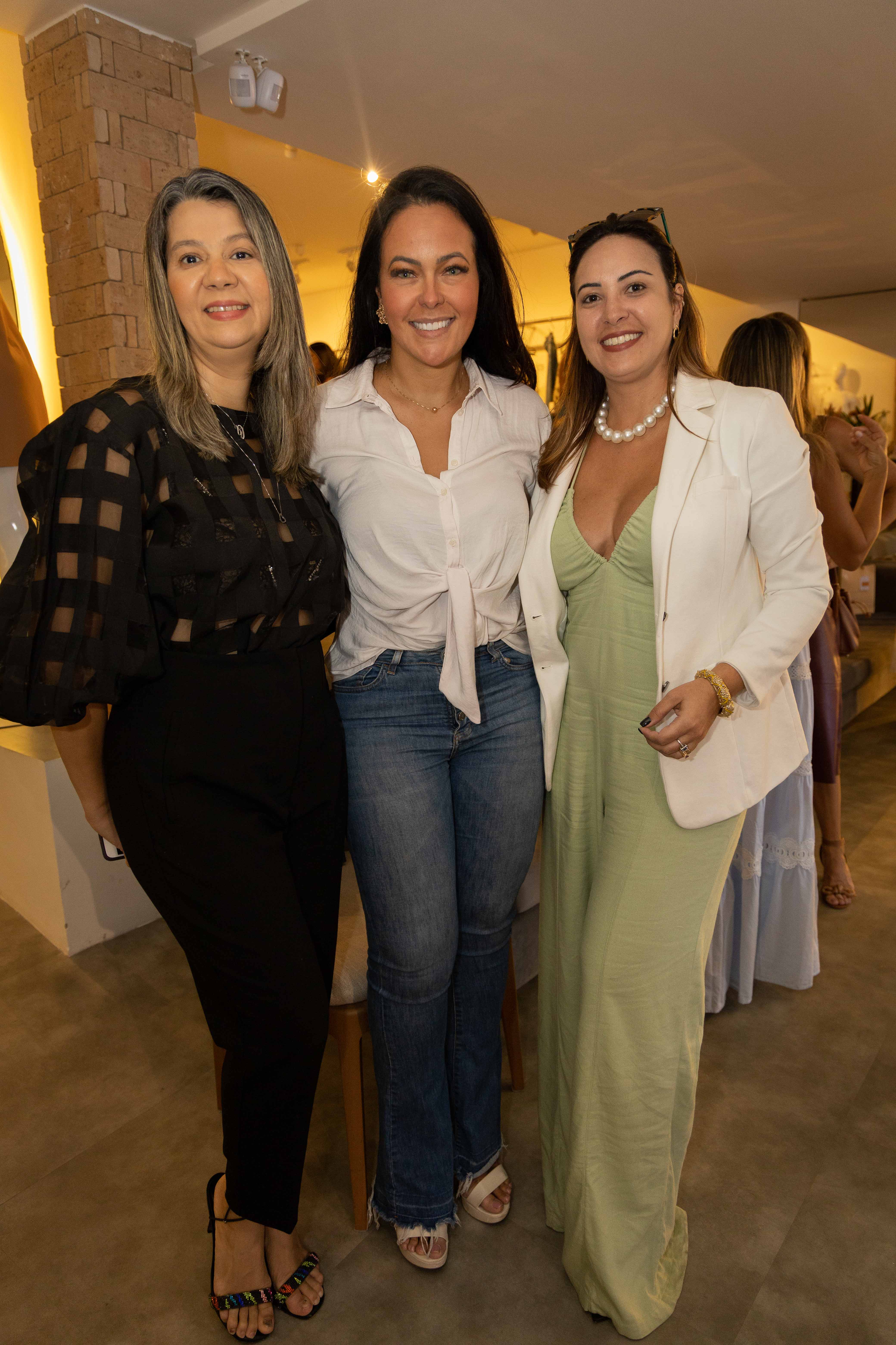 Fotos - Isabela Suarez e Ana Corrêa debatem o papel das mulheres no ...