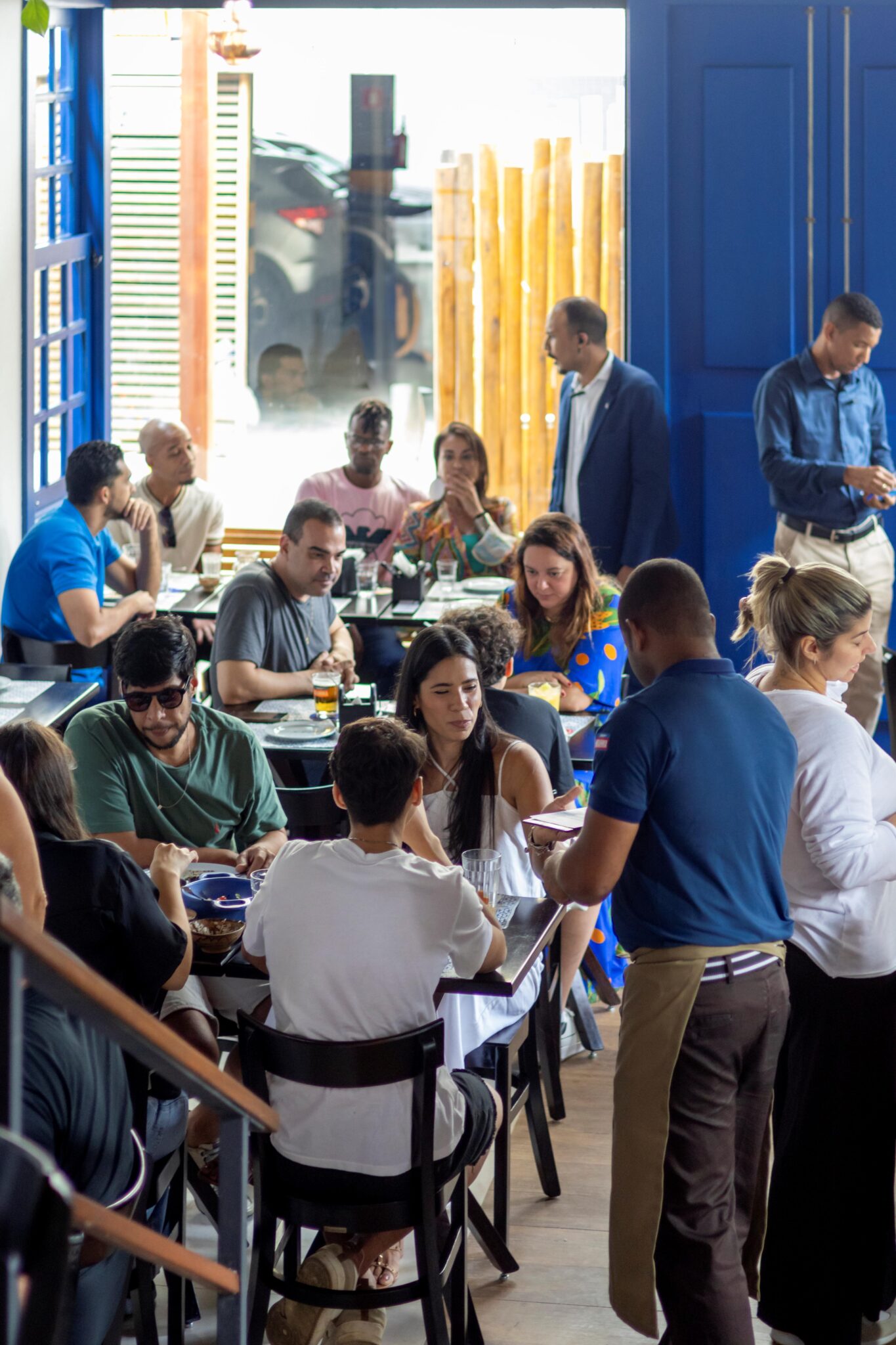 Fabrício Lemos e Lisiane Arouca celebram aniversário do Megiro