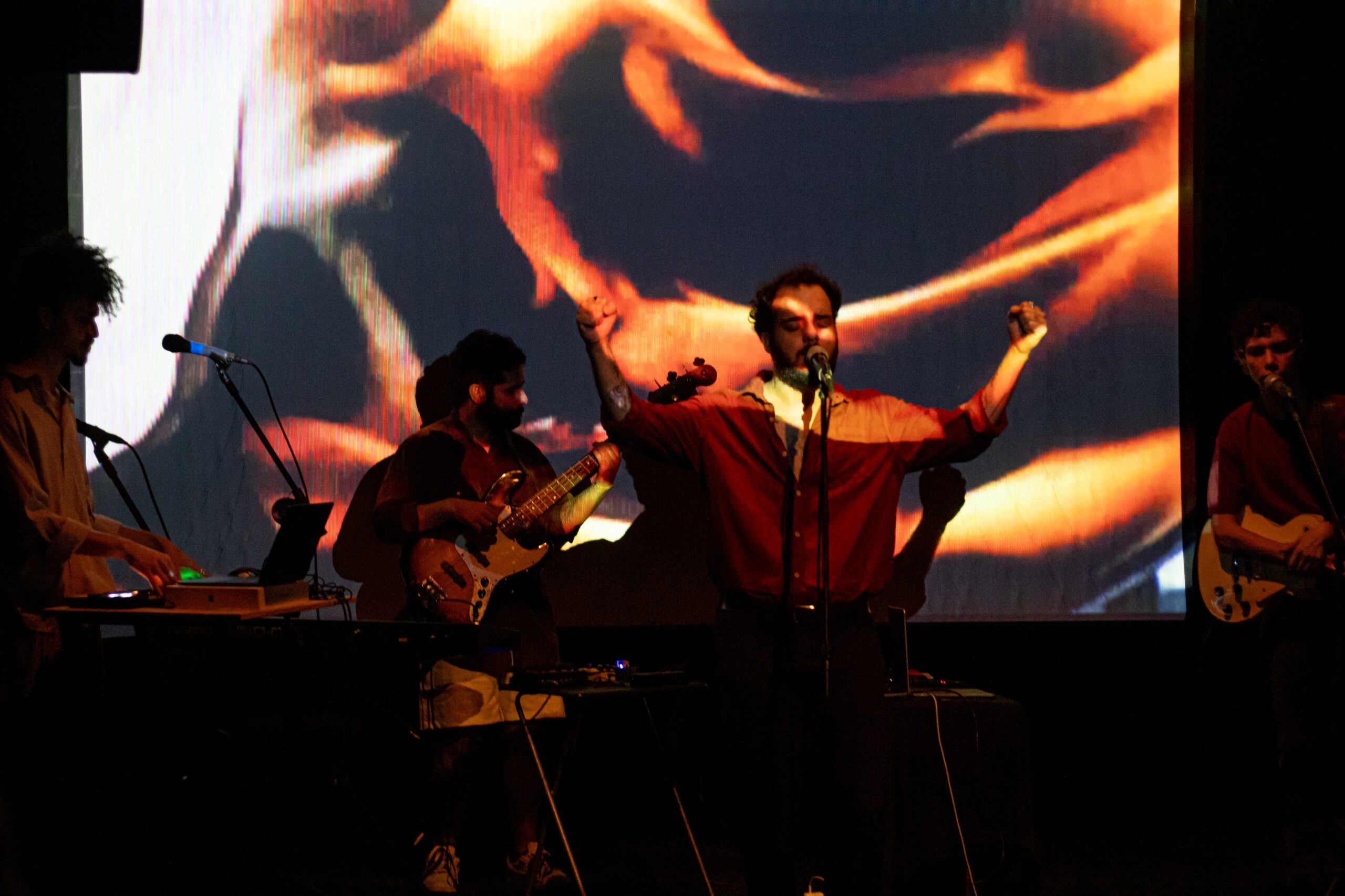 Aurata apresenta show inédito em Salvador