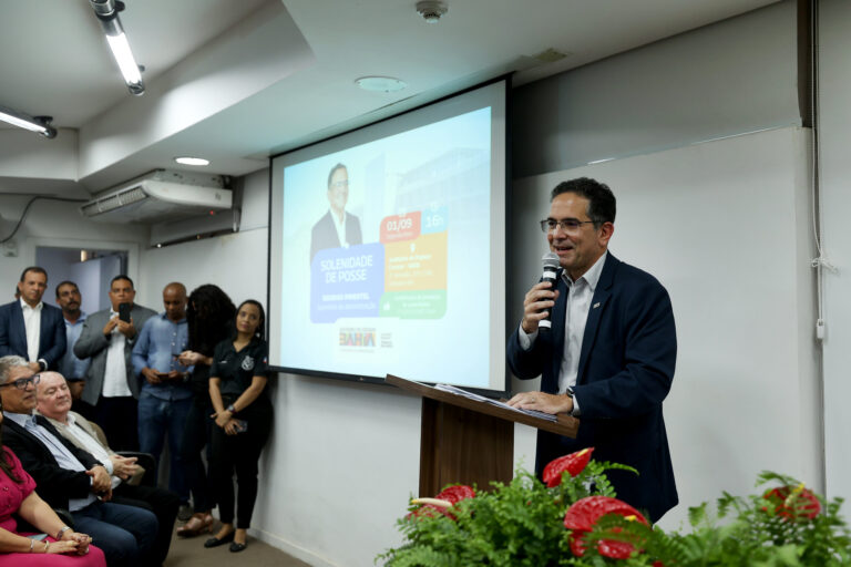 Rodrigo Pimentel assume Secretaria da Administração da Bahia - Anota Bahia