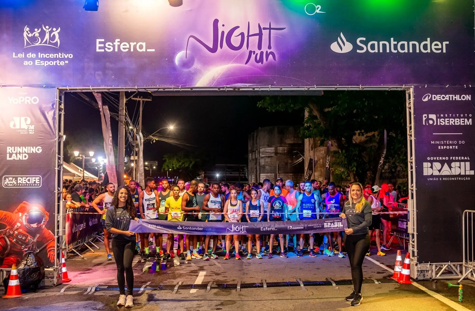 Santander Night Run movimenta a orla de Salvador com corrida noturna ...