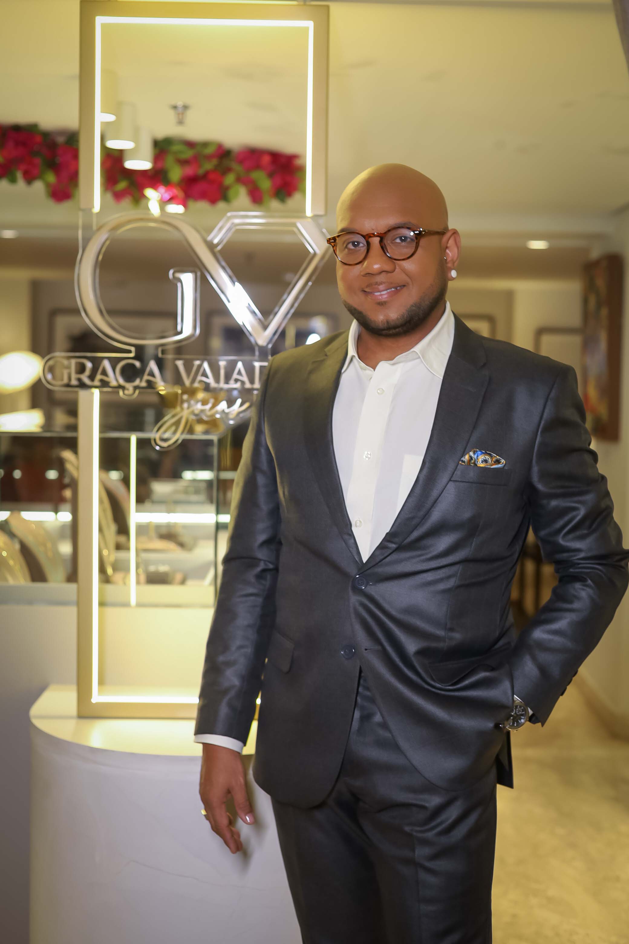 Fotos - Graça Valadares inaugura flagship no icônico Hotel da Bahia ...