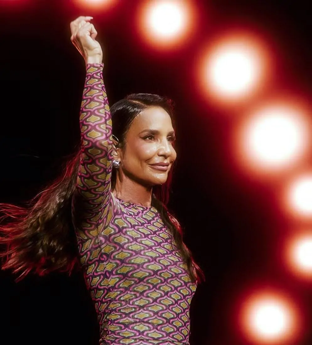 Ivete Sangalo lança clipe de 'Vampirinha', aposta para o Carnaval 2026 ...