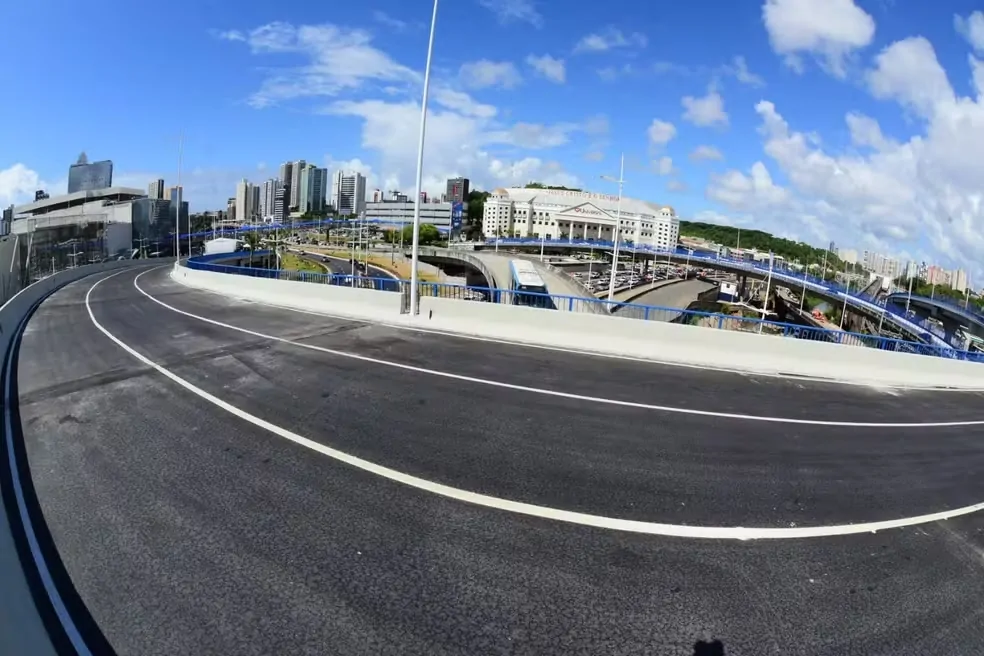 Viaduto que liga Av ACM ao Acesso Norte é inaugurado em Salvador ...