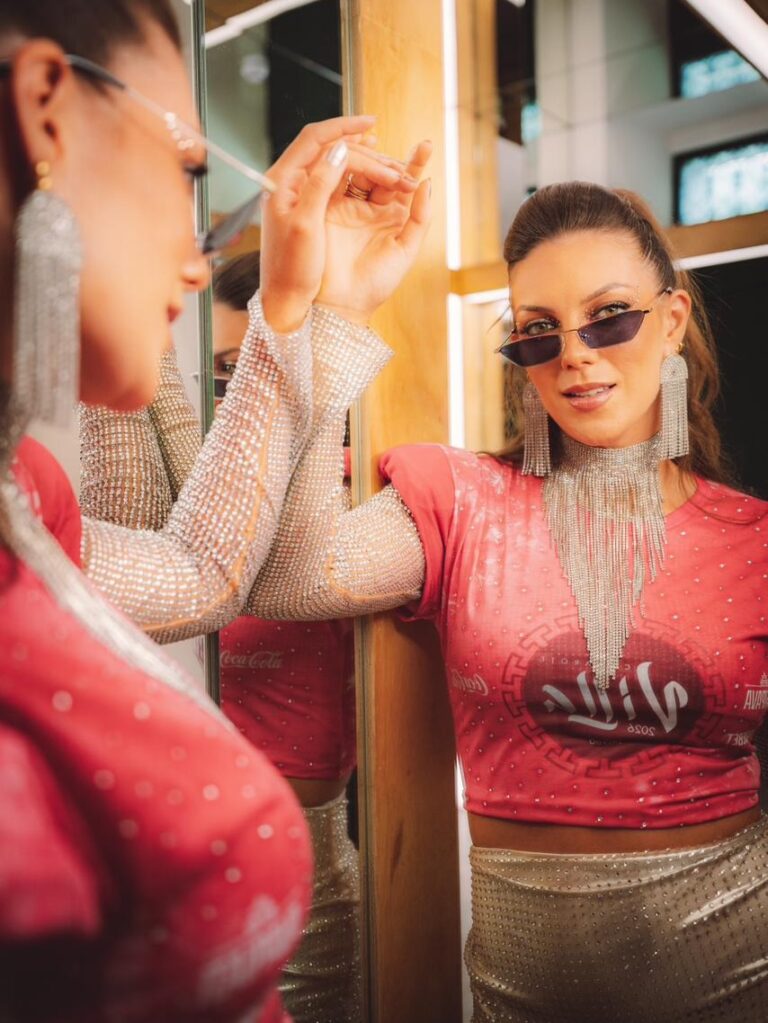 Letícia Manzan transforma abadás do Camarote Villa em joias no Carnaval ...