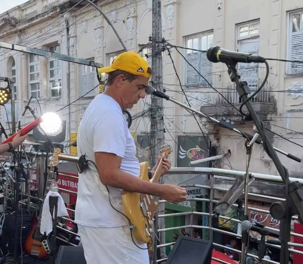 Ragnalino! Durval Lelys puxa trio sem cordas pelo Campo Grande - Anota ...